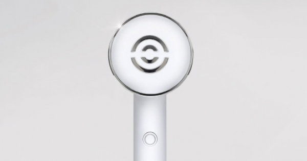 LG생활건강, ‘CNP Rx 튠에이지 스마트 LED 트리플 엑스퍼트’ 출시 - 한국인포맥스